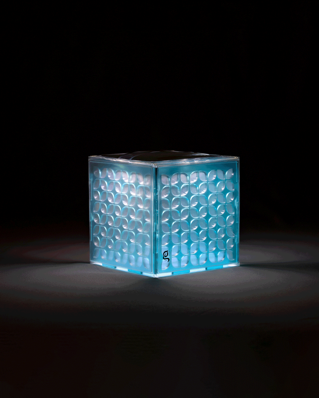 Discover LOOLA Lights for Events and Portable Cube Lighting – Loola Lights