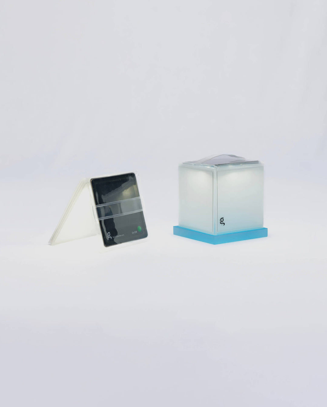 Customizable Foldable Solar Lantern (Genesis by LOOLA®) – Loola Lights