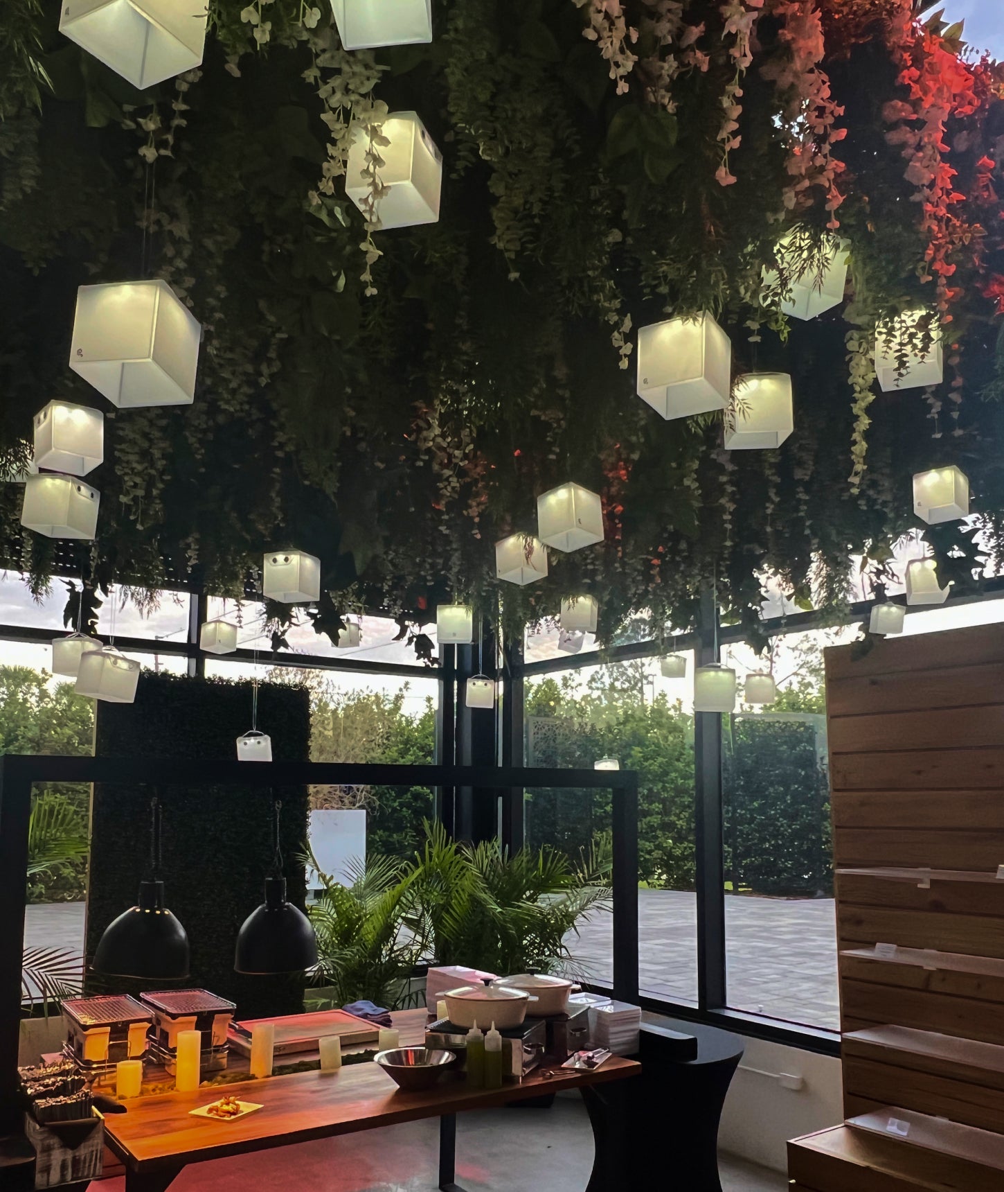 Event Design Services with LOOLA Light Cubes – Loola Lights